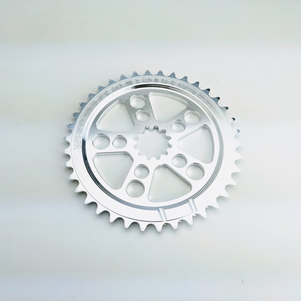 Square Taper ENO Bashguard and Double Chainrings – White Industries